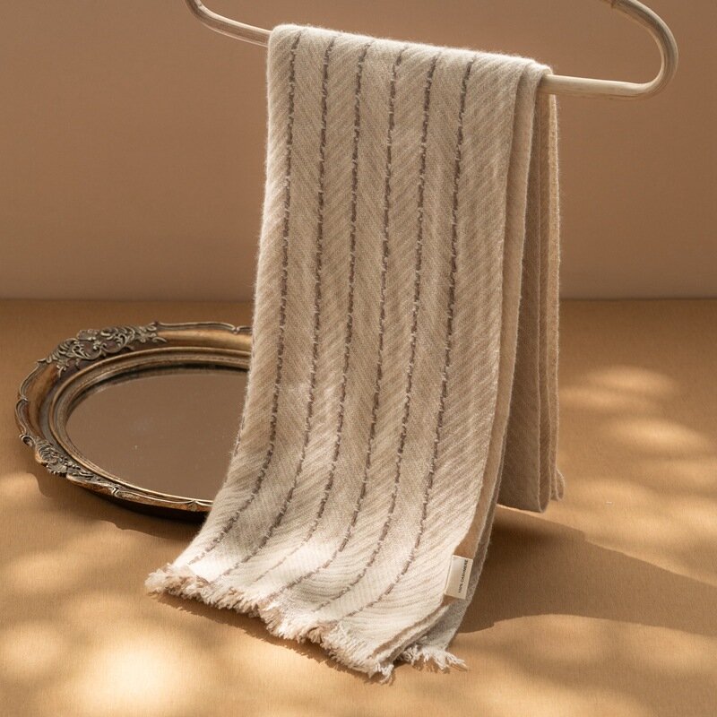 Комплект с шарфом для женщин