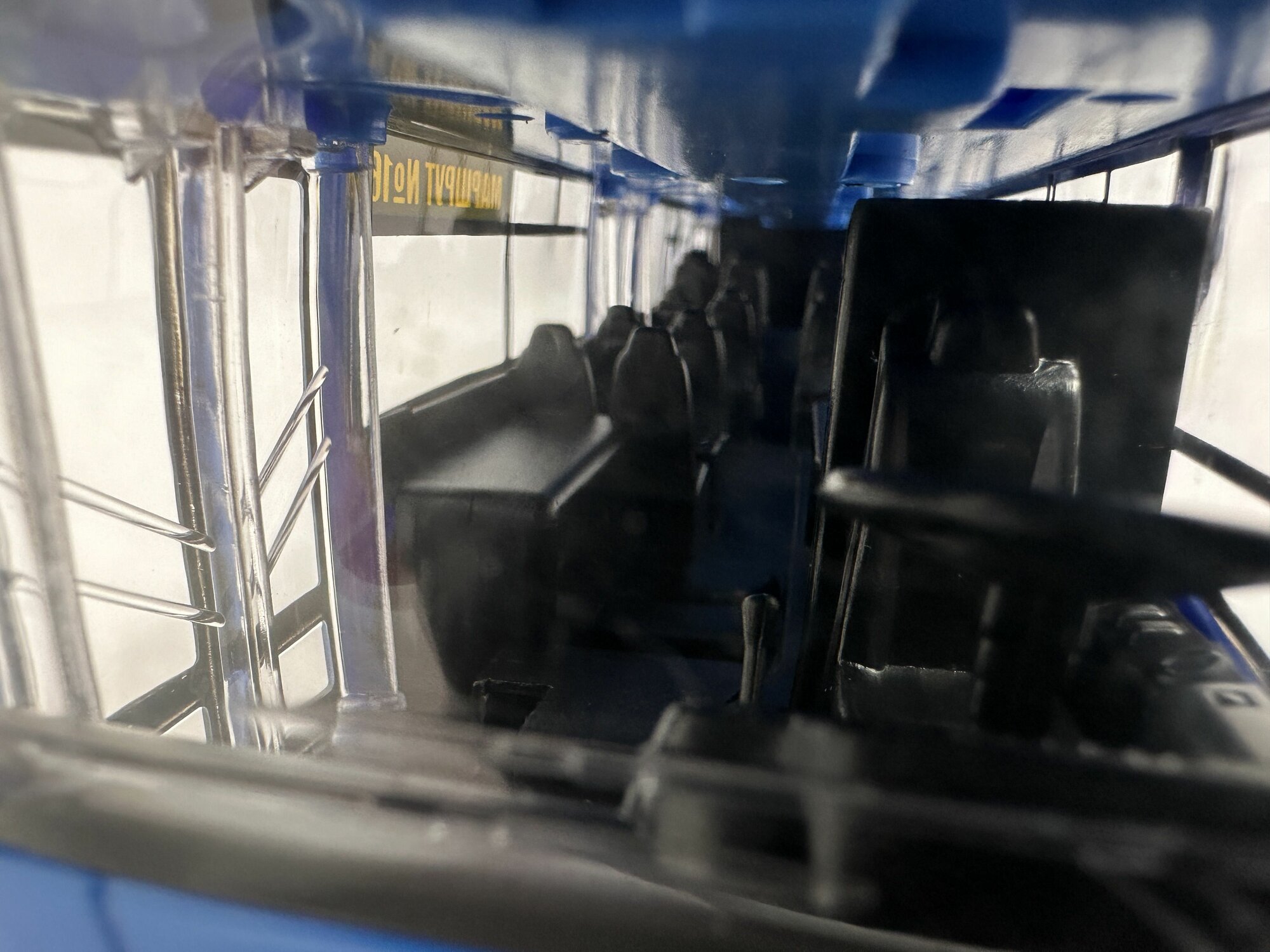 Инерционный автобус Play Smart 1:43 ЛиАЗ-5292 28 см. 9690-D Маршрут Синий-1