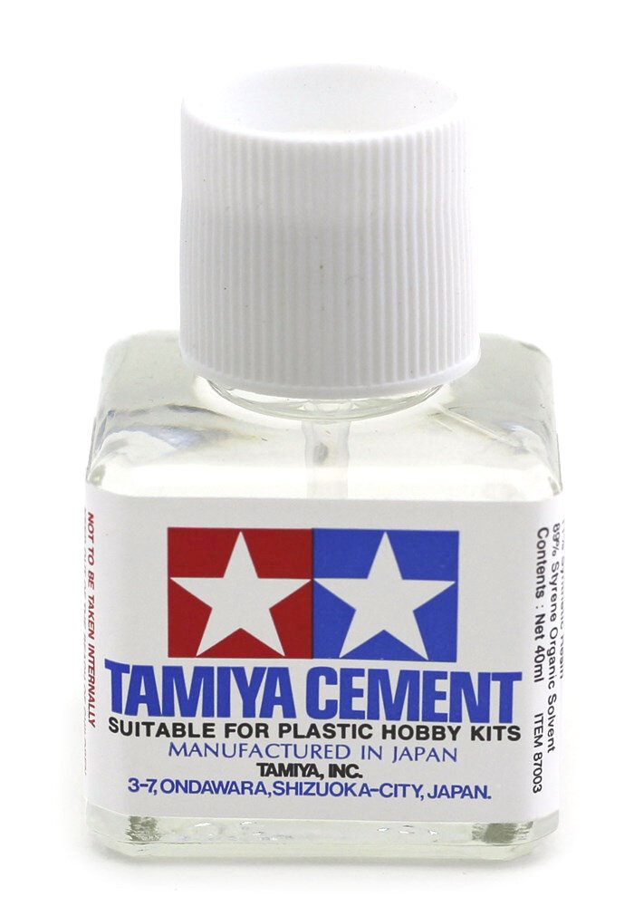 Клей для сборных моделей