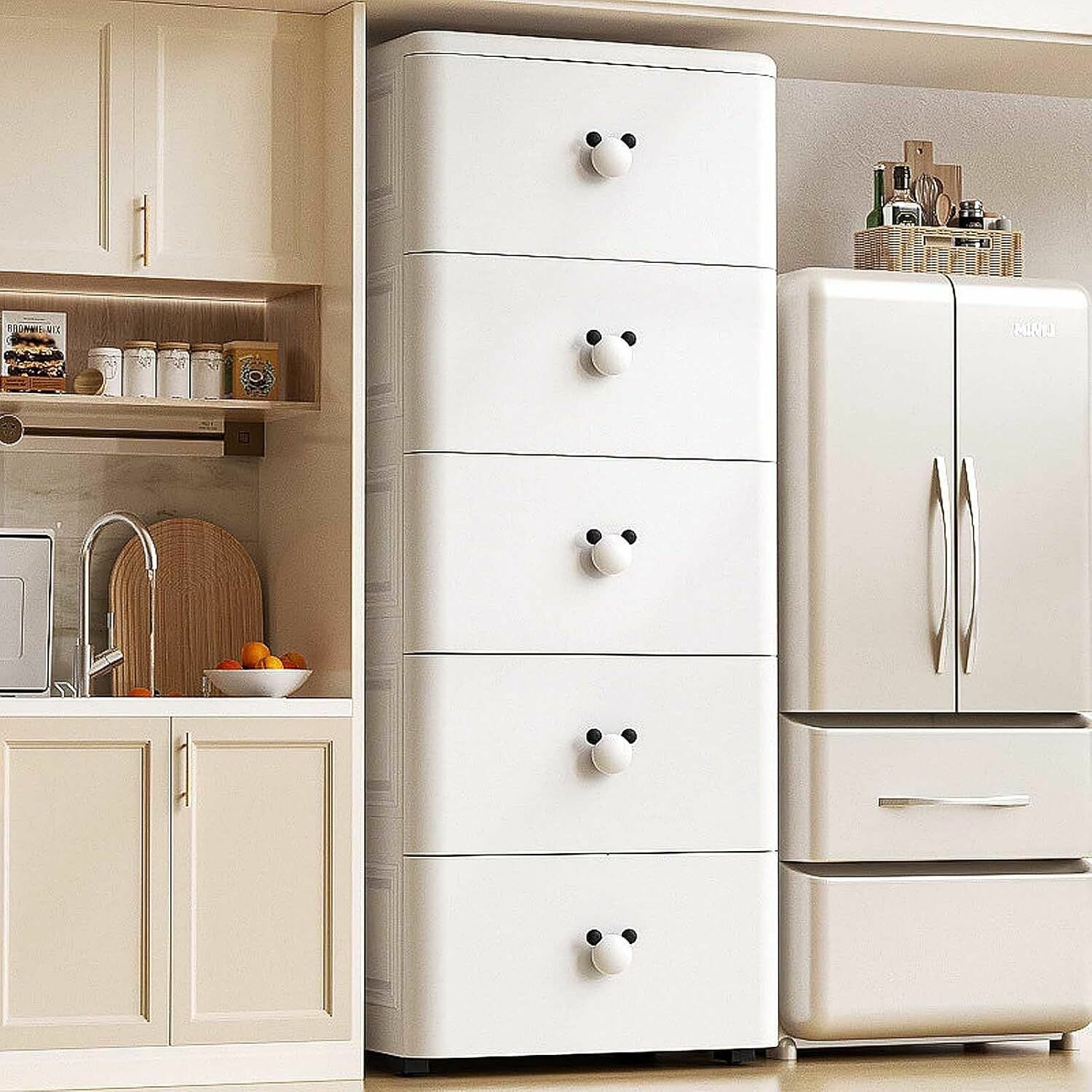 Комод в гостиной