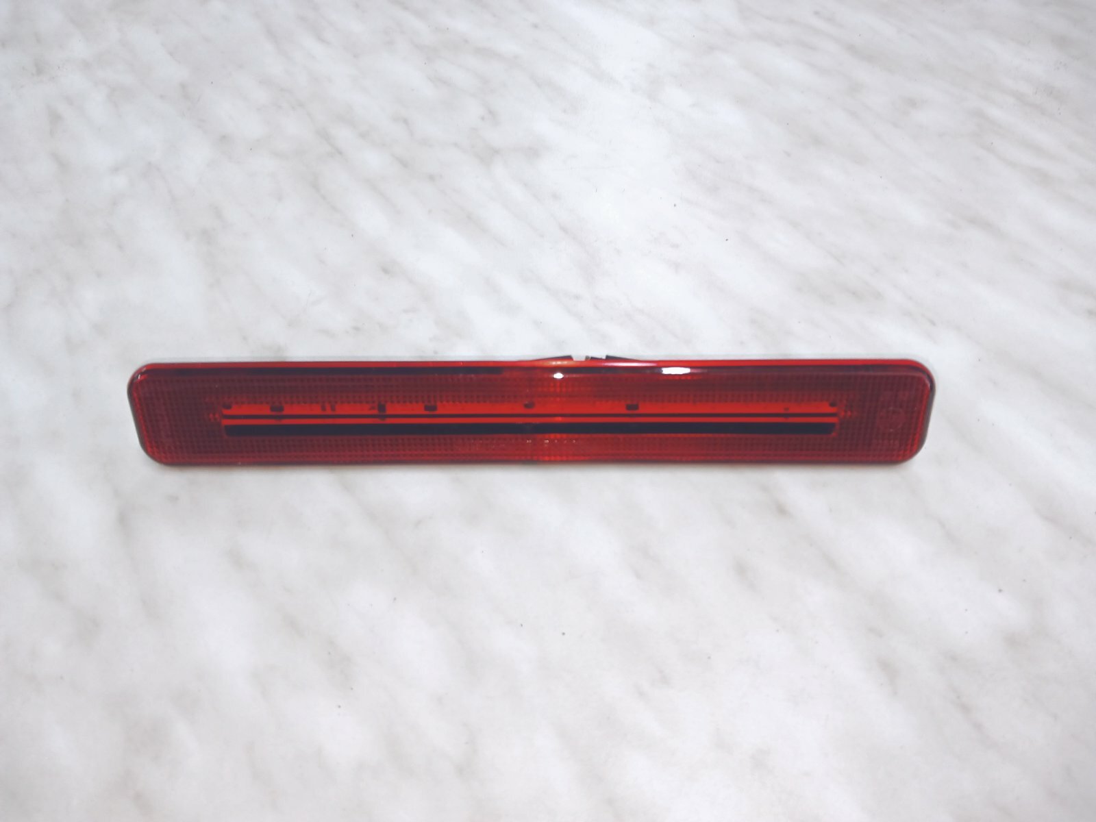 Фонарь задний дополнительный (стоп сигнал)