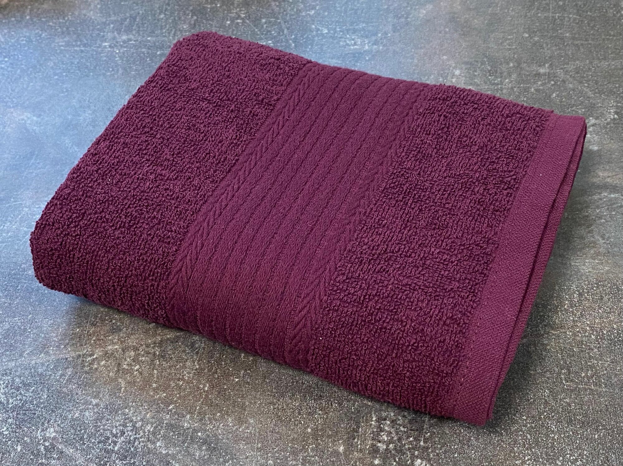 Полотенце махровое для рук, для лица, для ног в подарок мужчине на 23 февраля, на День Рождения Бордовое "Черешня" 50*80 см 300/м2