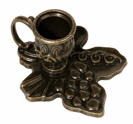 Подсвечник церковный металлический "Лист" с ручкой, для тонкой и средней свечи d 6-10 мм (бронзовый)