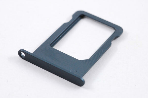 Слот SIM-карты для iPhone 5 черный