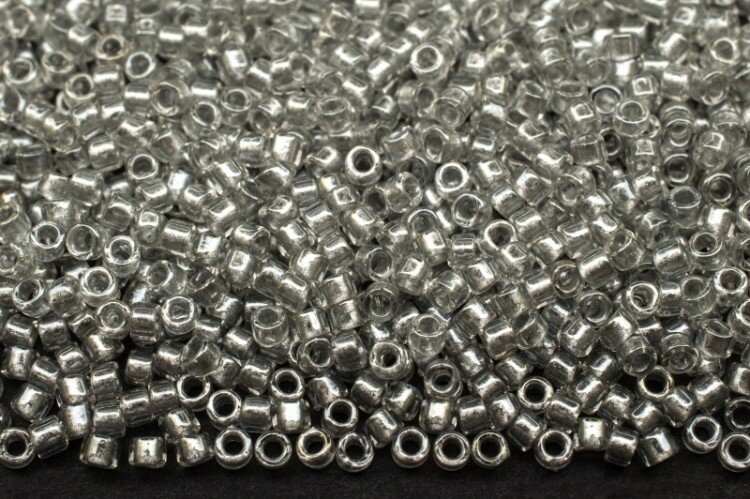 Бисер японский TOHO Treasure цилиндрический 11/0 #1000 светло-серый, серебряная линия внутри, 5 грамм