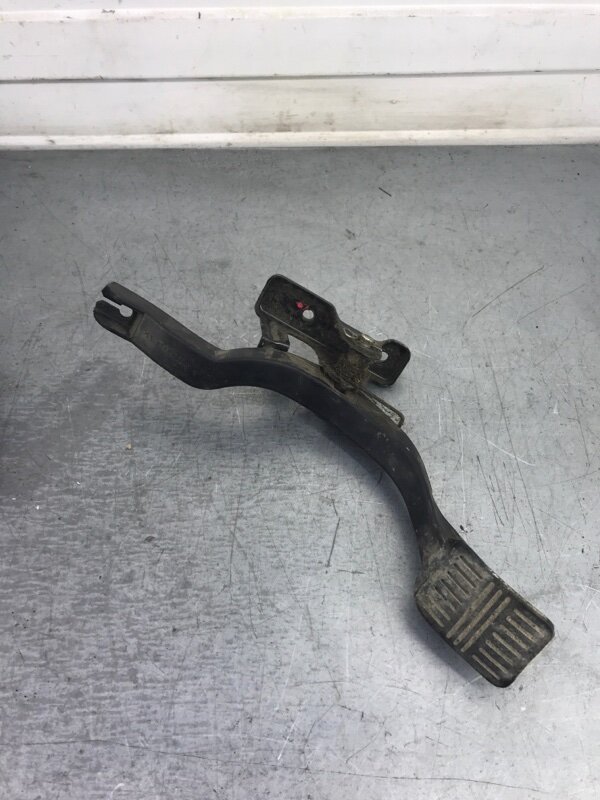 Педаль газа Hyundai Solaris RB G4FA 2010-2014