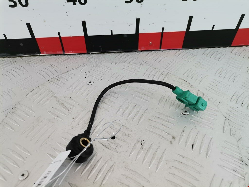 Датчик детонации Citroen Xantia 594630 арт. 1487222