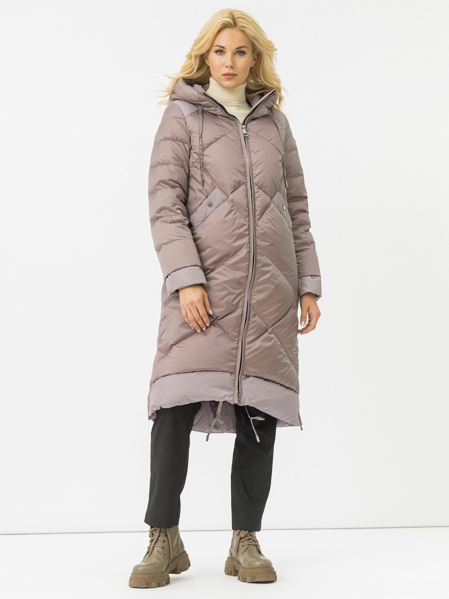 Пуховик Осень-зима 2022