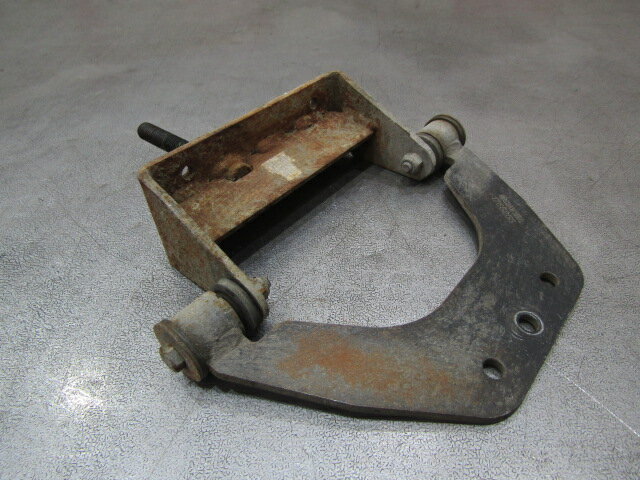 Кронштейн кулисы КПП Scania P, R, G