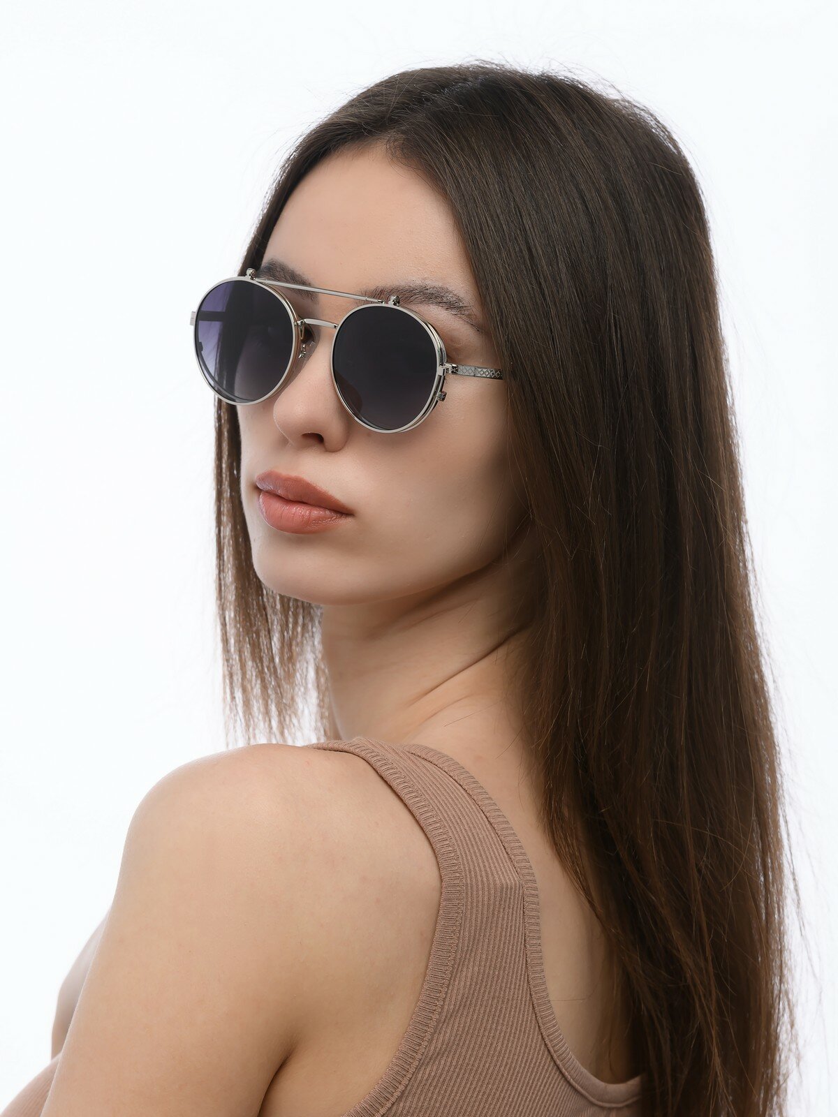 Солнцезащитные очки