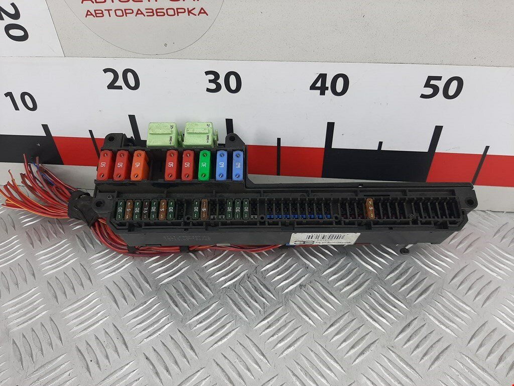 Блок предохранителей BMW 6-Series (E63/E64) 61146957330 арт. 793184