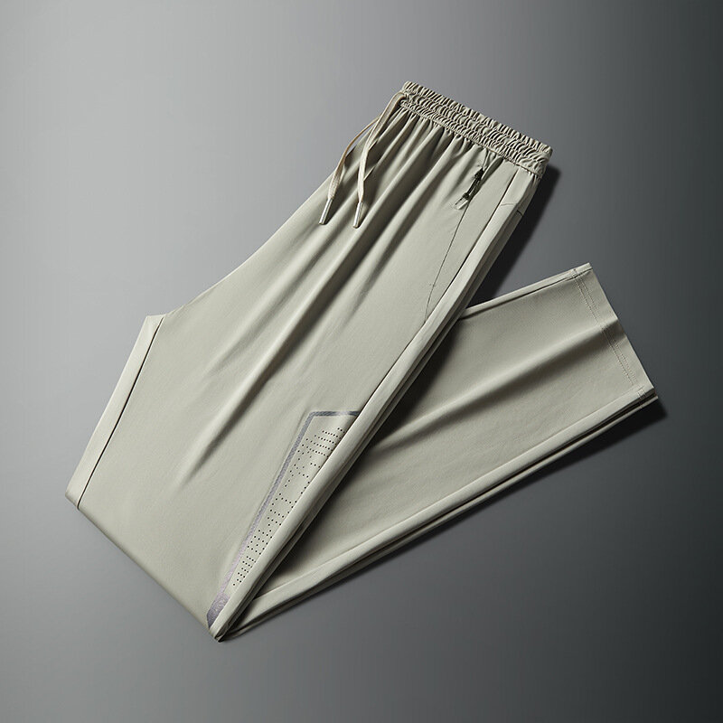 Брюки спортивные