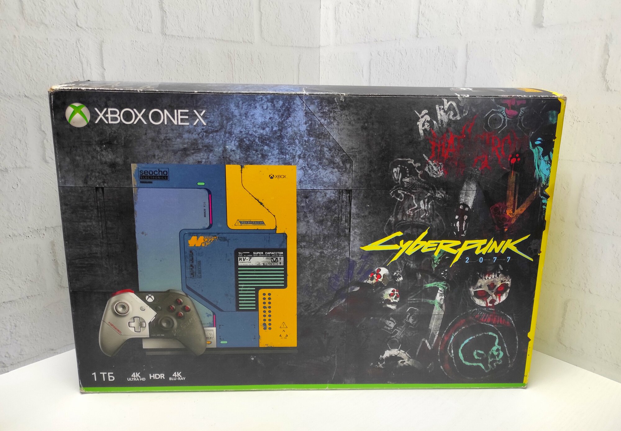 Игровая приставка Xbox One X CyberPunk 2077 Limited Edition
