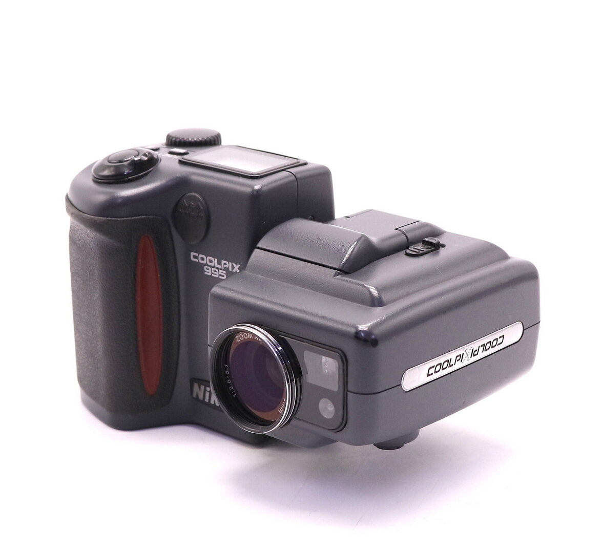 Компактный цифровой фотоаппарат Nikon Coolpix 995