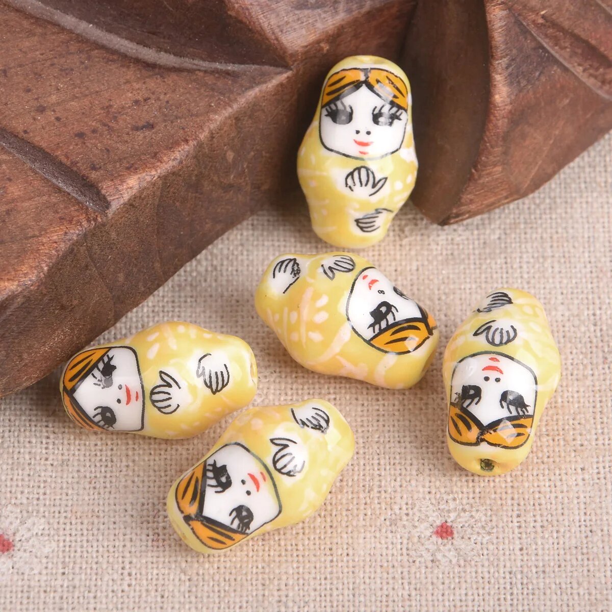 Керамические бусины Dreamzeal Матрешка 22x13 мм 5 шт Yellow