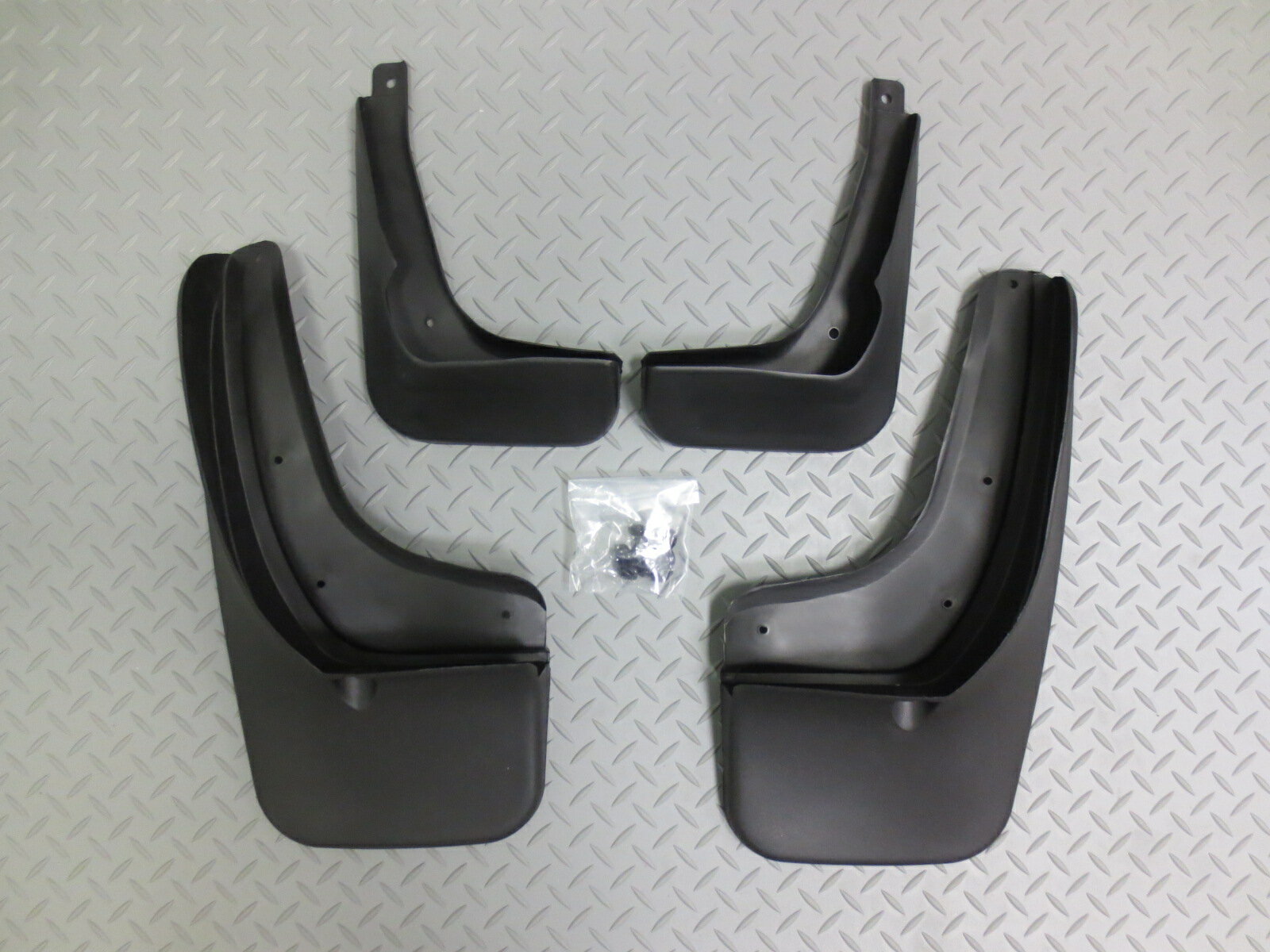 Брызговики Volkswagen Polo седан 2009-2015