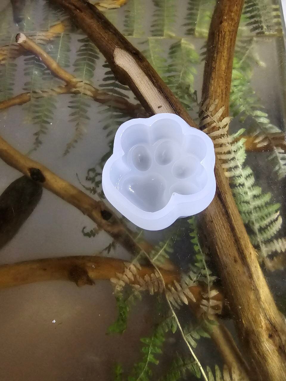 Силиконовая форма таба лапка для смолы, гипса, бетона, воска, для создания сквишей