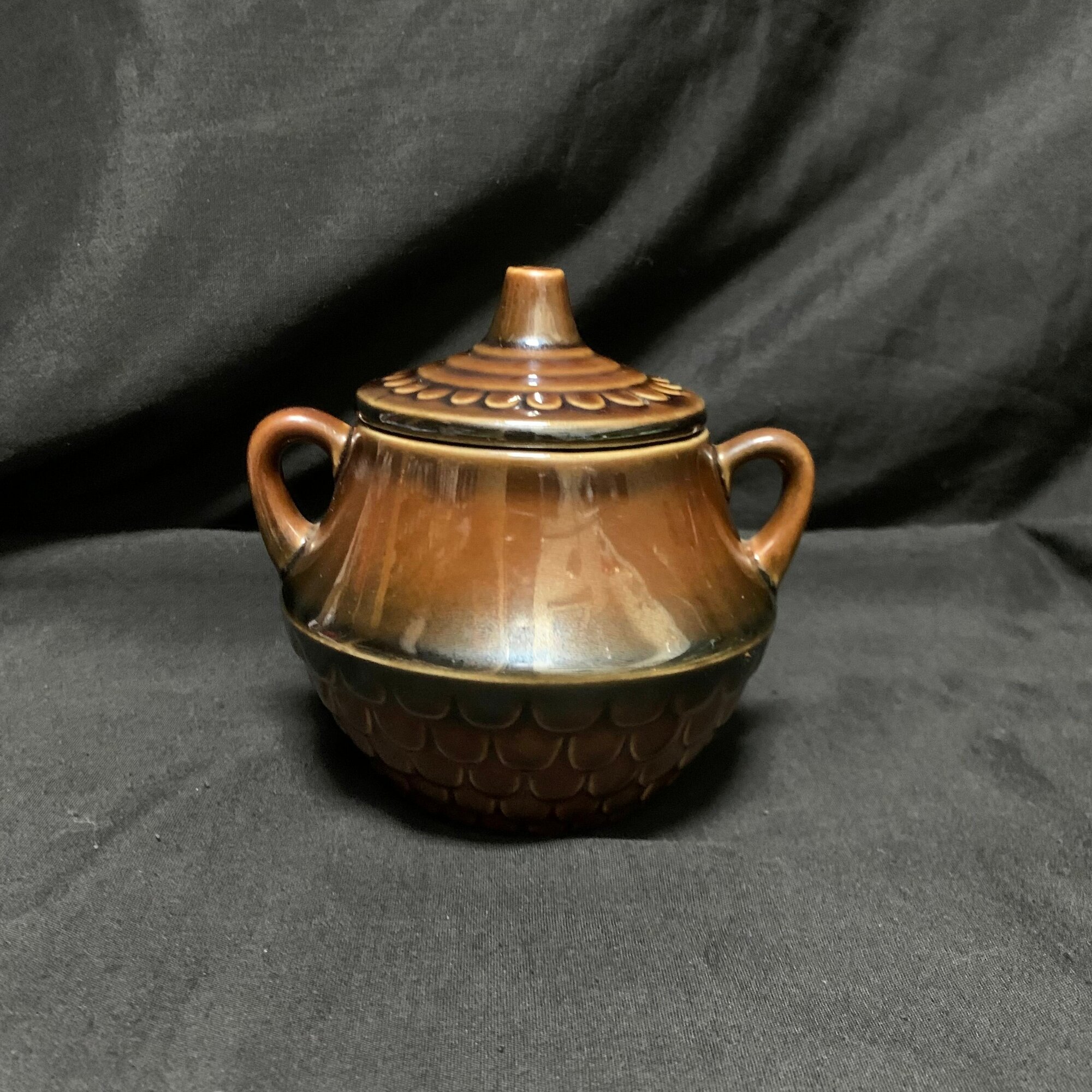 Керамическая сахарница "Чешуйки"