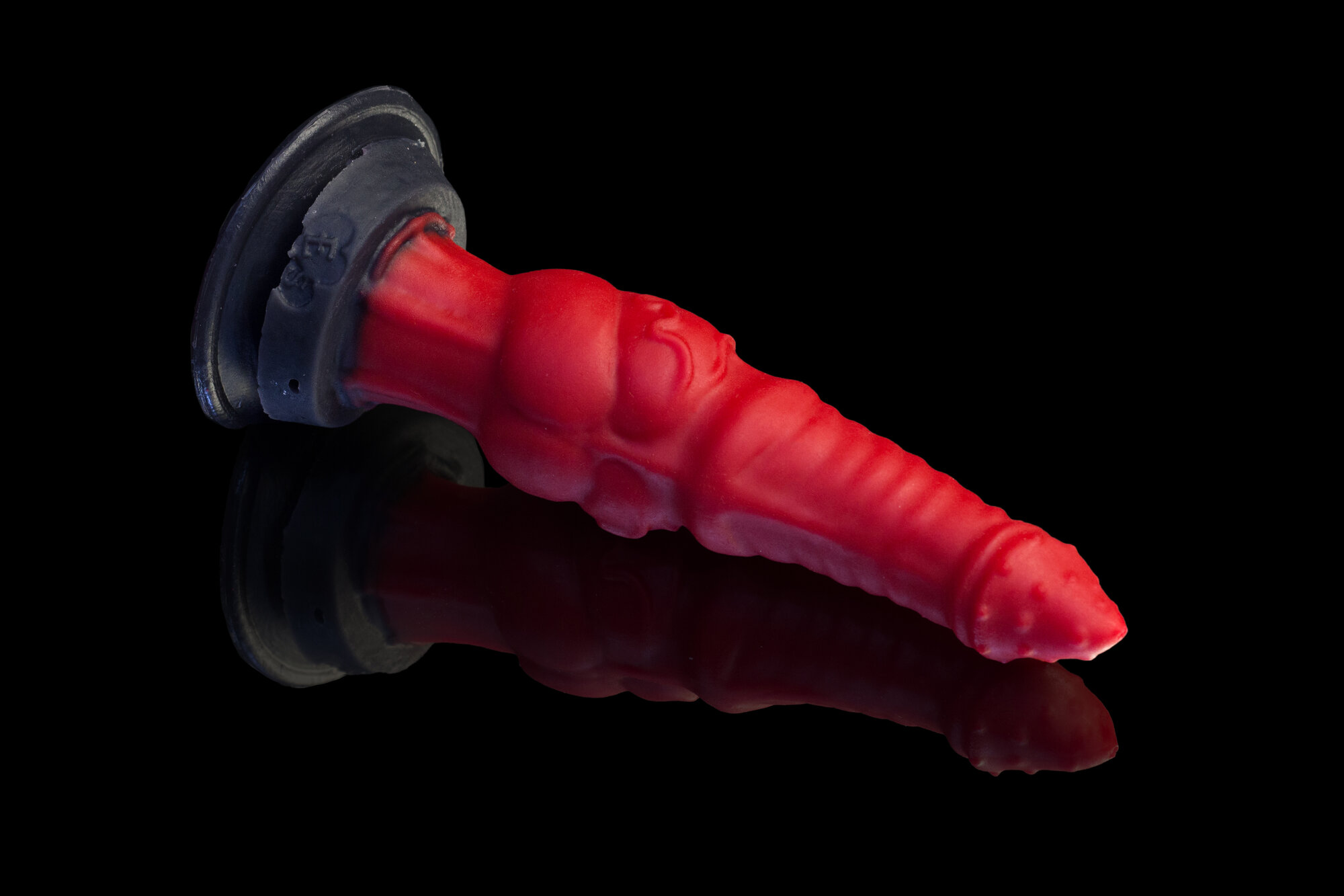 Красный Фаллоимитатор Erasexa Гиппогриф Mini - 18 см. Эякуляция, Присоска. Материал: MEDIUM VELVET TOUCH. F215-3.