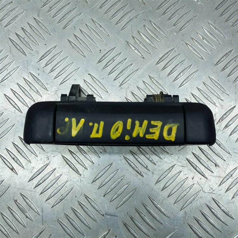 Б/У Ручка двери передней наружная левая Mazda Demio 1 DW3W / Мазда Демио 1 DW3W 1999