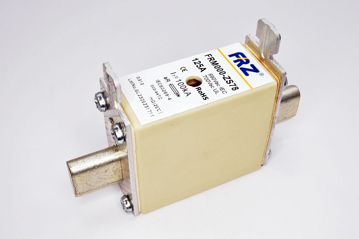 Предохранитель FRZ FRM000-ZS78 690/700V 125A AR Предохранитель быстродействующий aR 125А 690В AC DIN000 1шт