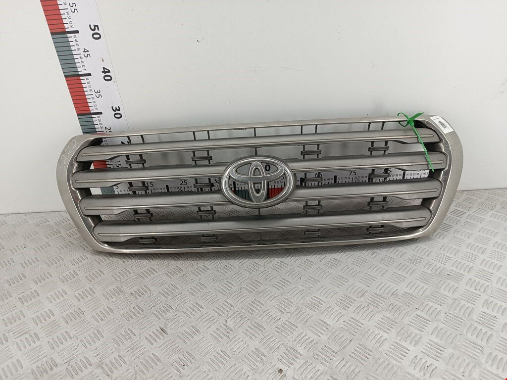 Решетка радиатора Toyota Land Cruiser (J200) 5310160580 арт. 2218892