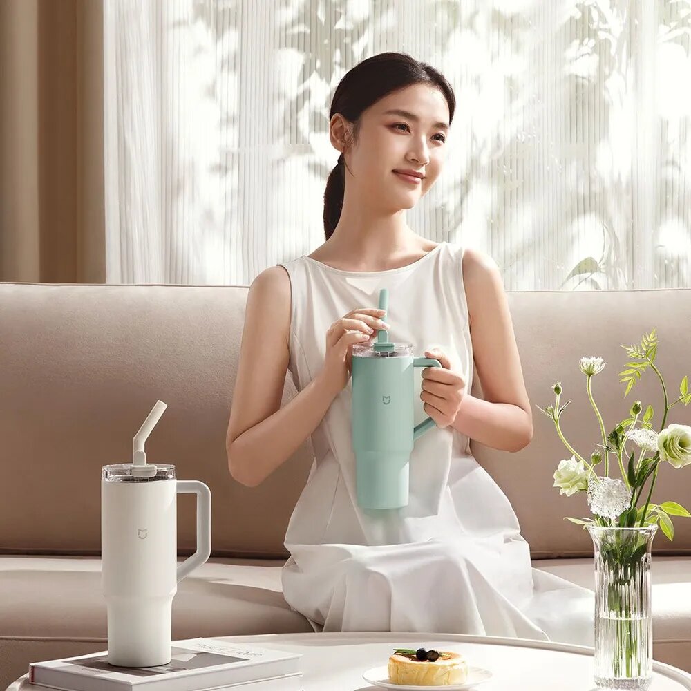 Термокружка Xiaomi Mijia белого цвета с ручкой и трубочкой, 1 л, вакуумная, сохраняет тепло и холод — фото 1