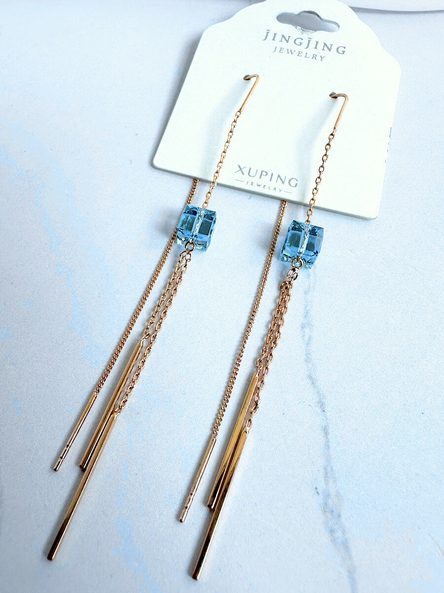 Серьги с подвесками, цепочки, кристаллы Swarovski