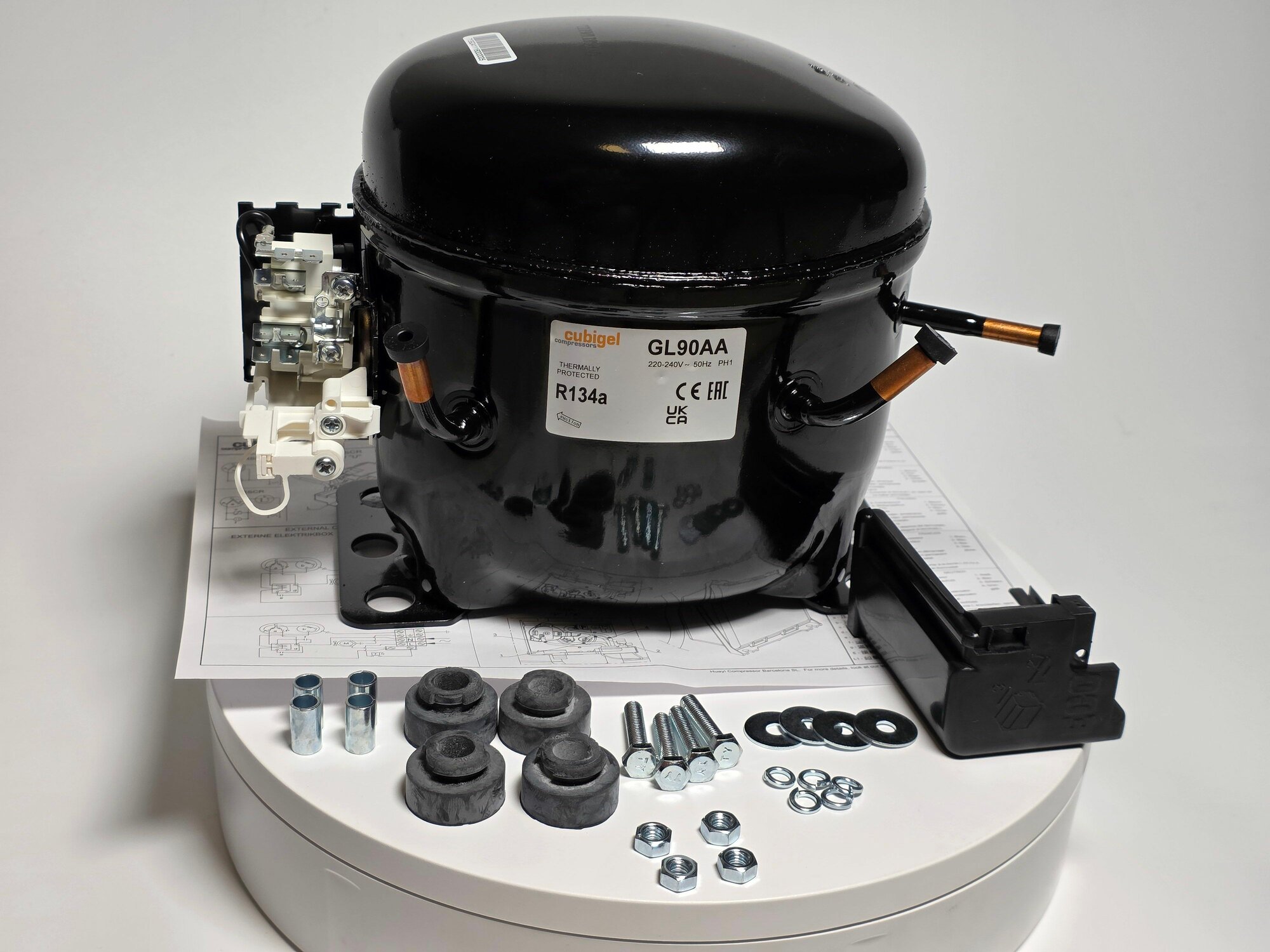 Компрессор GL90AAa R-134a CUBIGEL 224Вт Низкотемпературный LBP