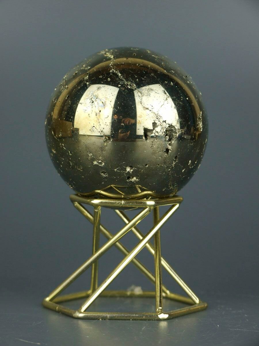 Шар из пирита 59 мм на подставке из Перу