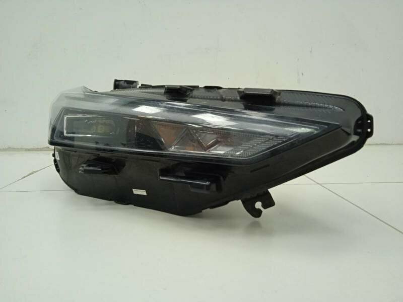 Фара правая Changan Uni-V 2021