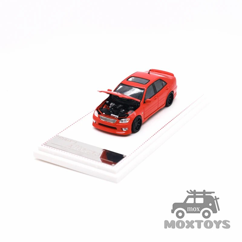 Bburago Altezza RS200 SXE10 1:64 желтый/красный RS200 SXE10 Red