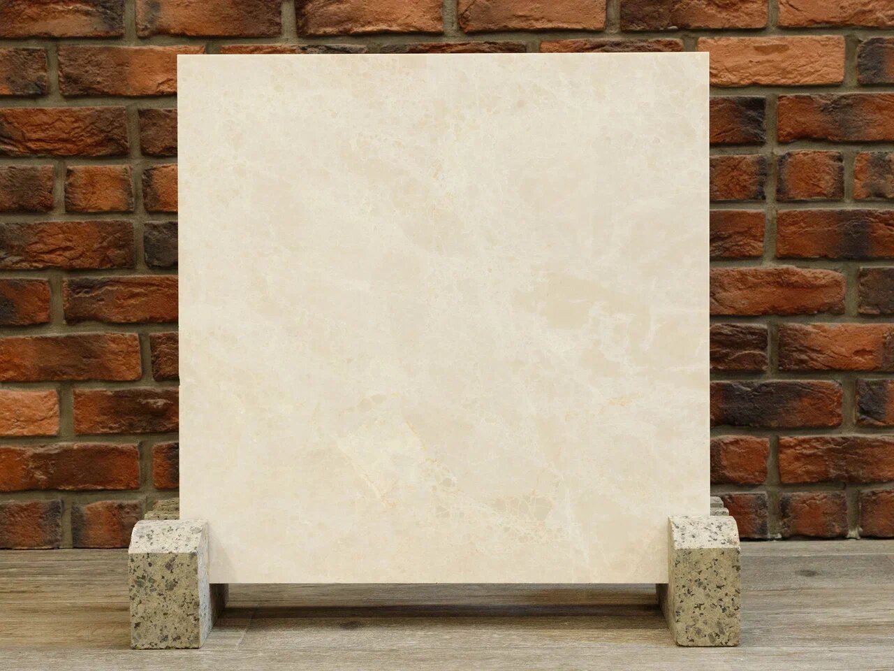 Бежевая мраморная плитка Crema Marfil 60*60см толщиной 20 мм (1 шт)