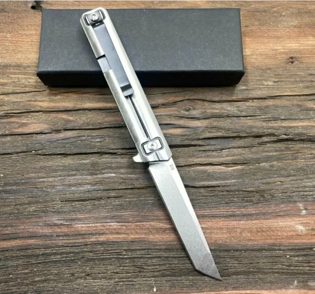 Нож складной туристический Silver Tanto, D2 из нержавеющей стали