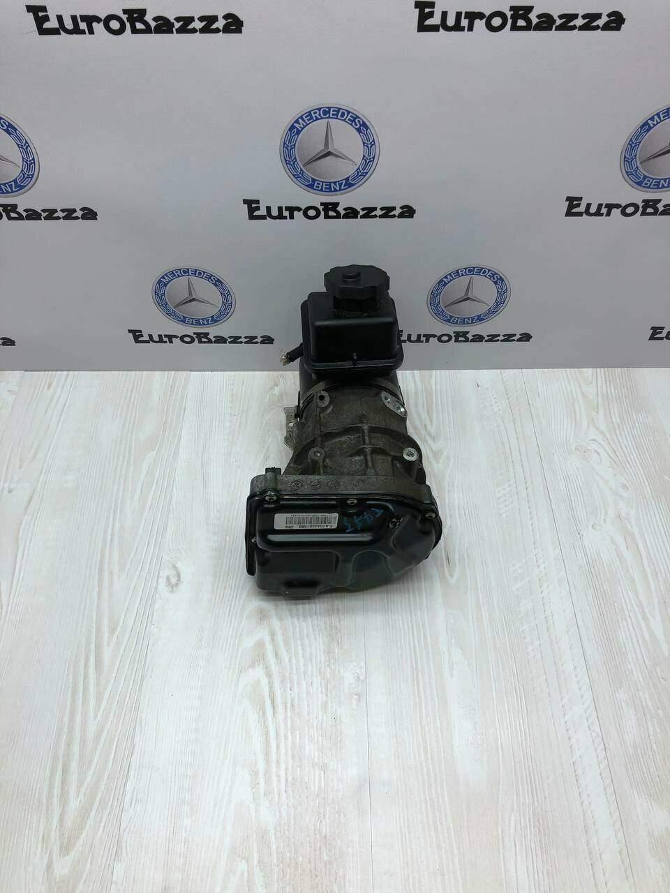 Электроусилитель руля Mercedes W164 A1644601580