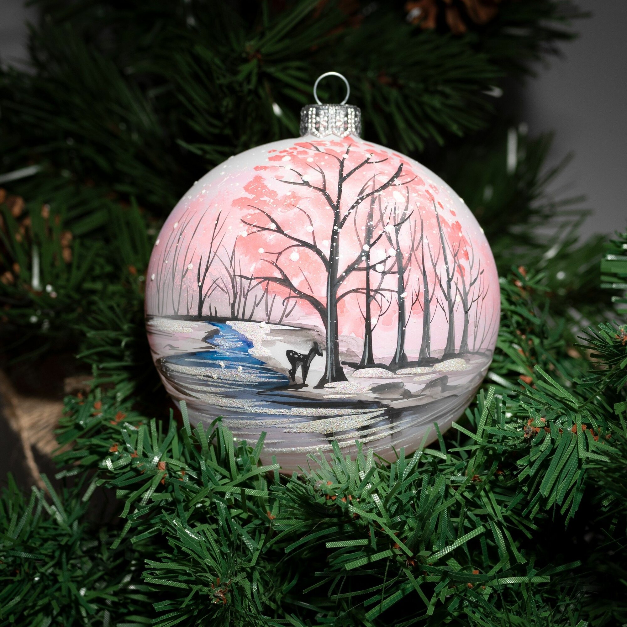 Шар на елку Красная лиcтва 10 см