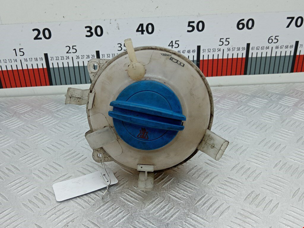 Бачок расширительный Volkswagen Passat 6 1K0121407A арт. 1978662