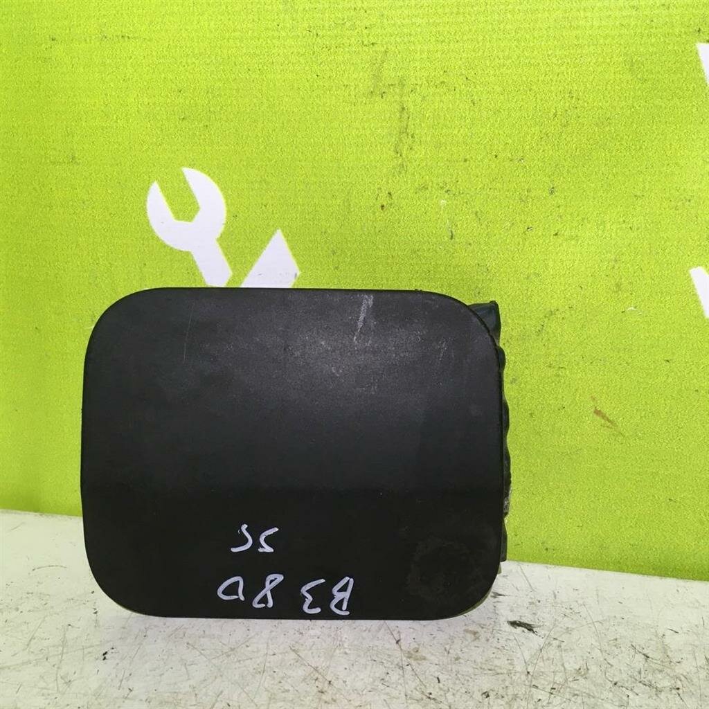 Лючок бензобака Audi 80 90 B3 86-91