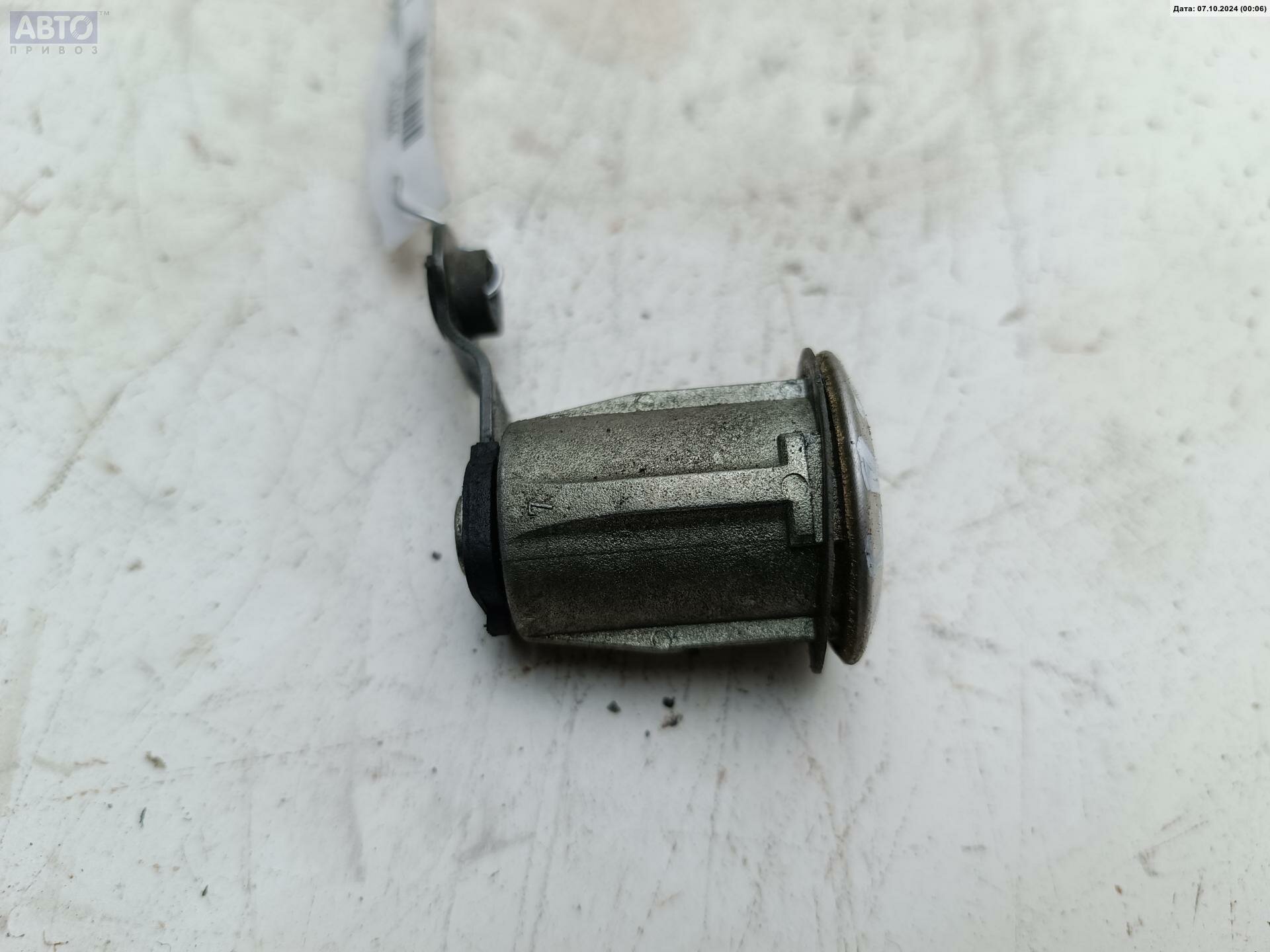 Личинка замка Peugeot Partner (2003-2007)