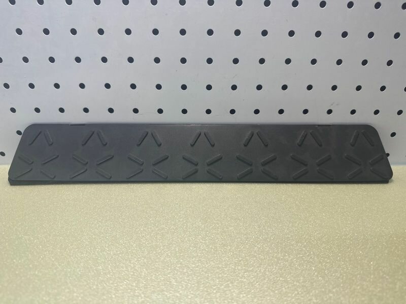 Подножка бампера нижняя для грузовиков MAN TGS TGX (МАН ТГС ТГХ)