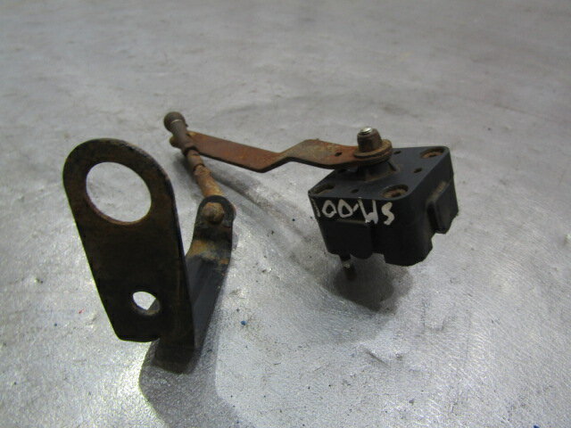 Кран уровня пола кабины задний SHACMAN