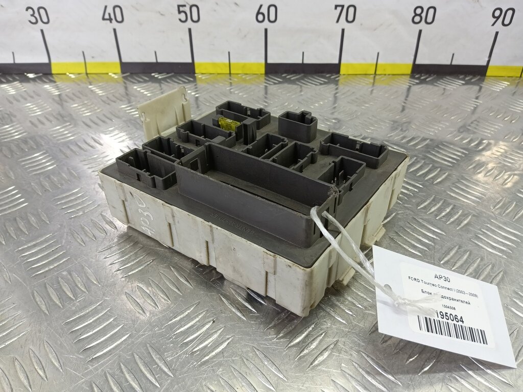 Блок предохранителей Б/У для FORD Tourneo Connect I (2002—2009) 1504506