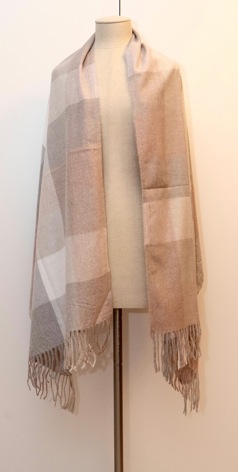 Палантин для женщин