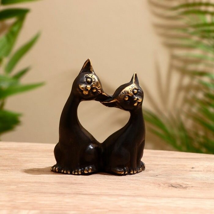 Сувенирная фигурка Sima-land сладкая парочка кошек, 7.5х3.5х9 см, бронза