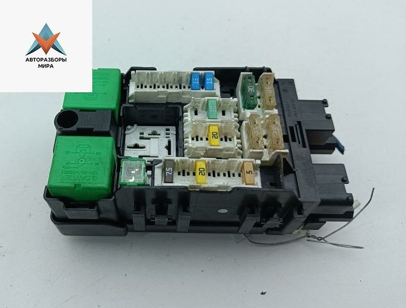 Блок предохранителей Peugeot 508 2011 9665492680