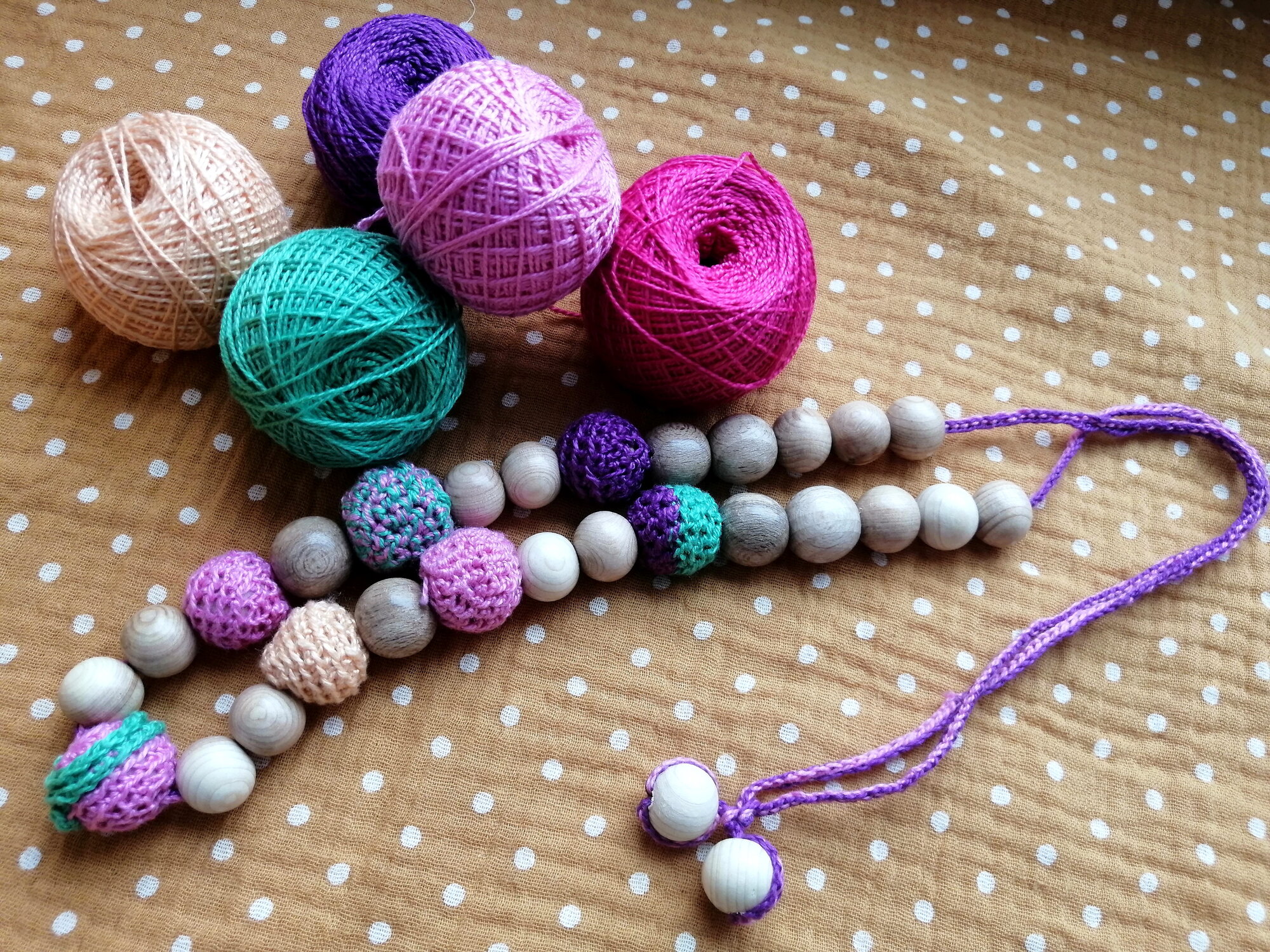 Вязаные слингобусы для малышей