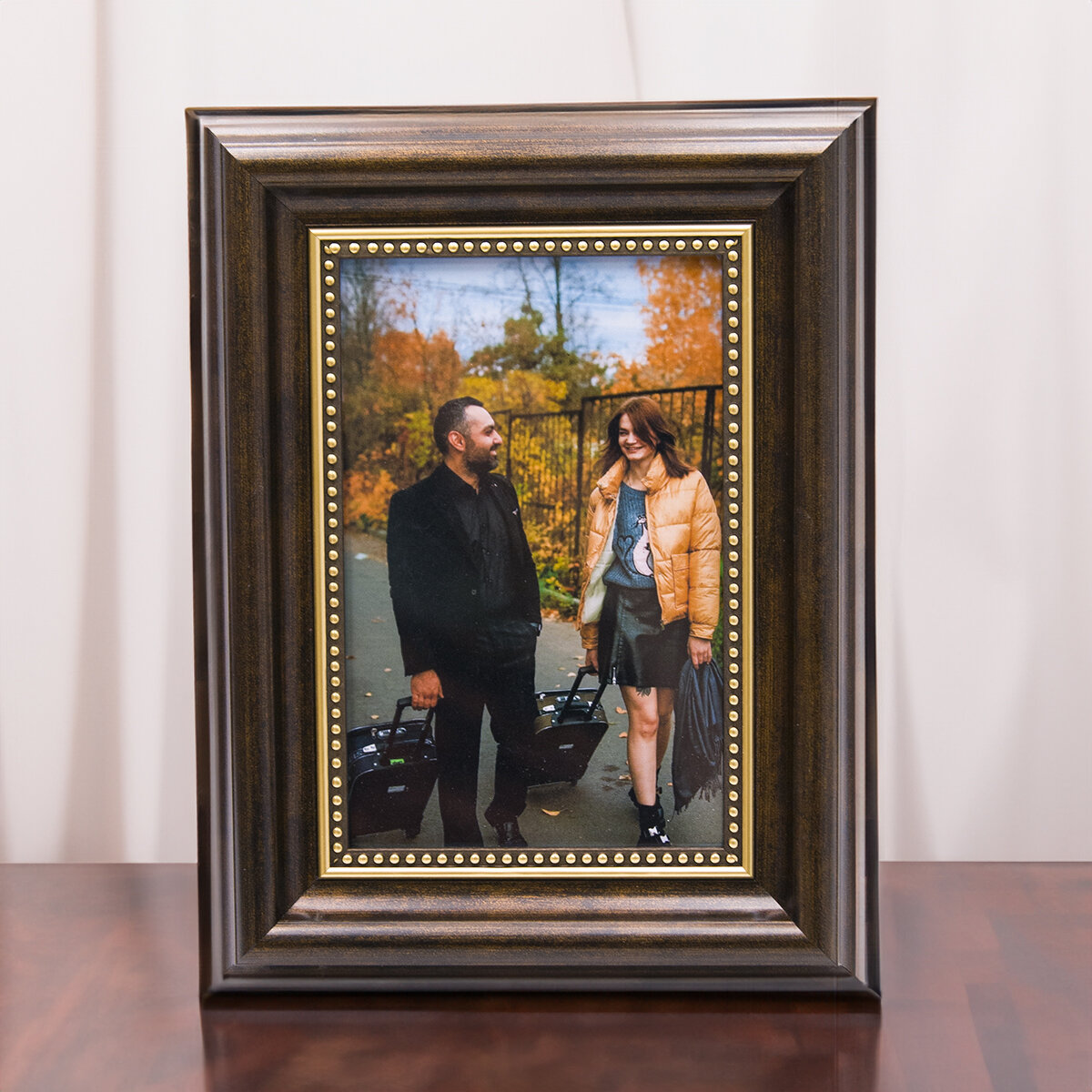 Винтажная фоторамка шоколад с золотом 6" (10х15 см)