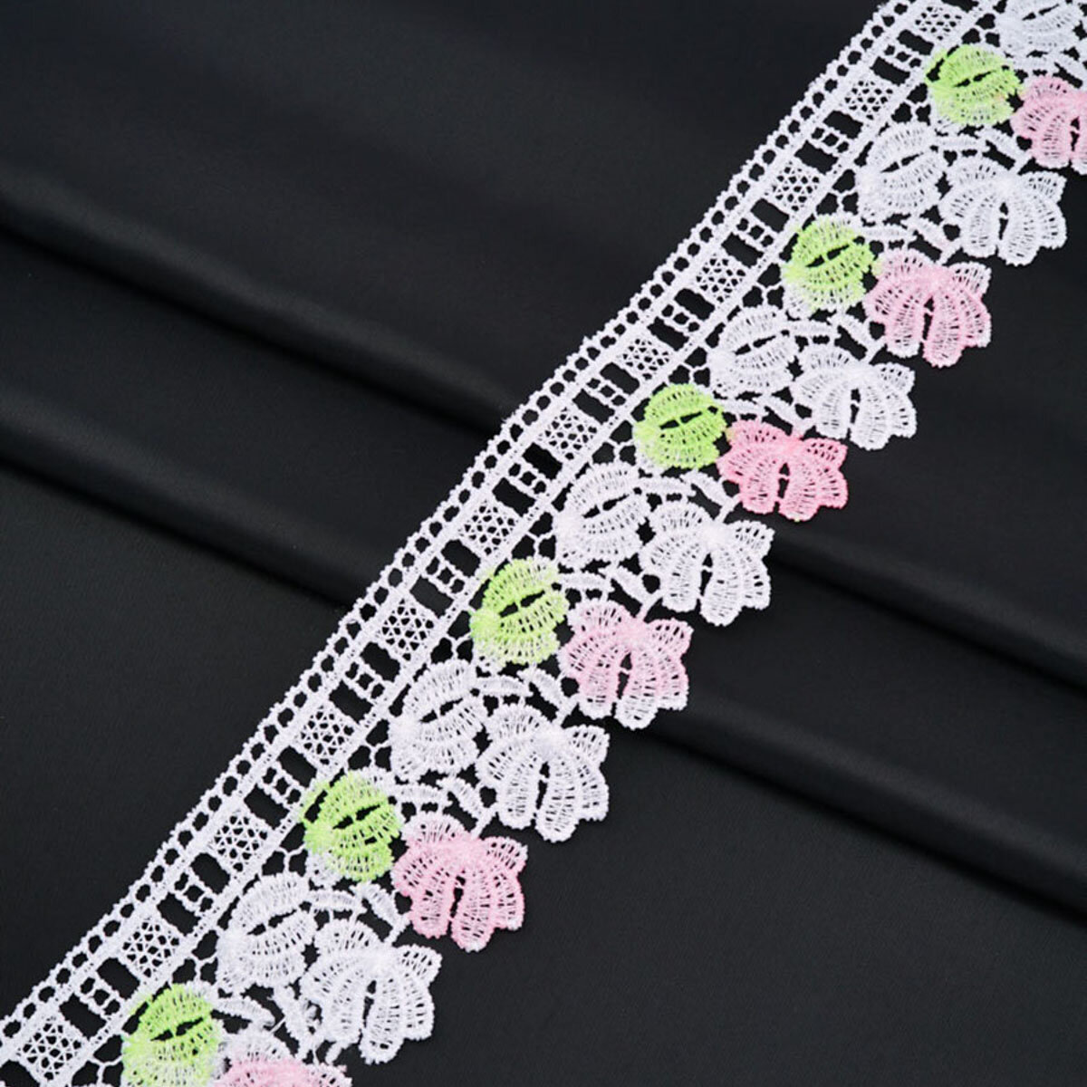 Кружево вязаное для шитья Айрис, 0575-2370М, 5,8 см*13,71 м (А549/А585 белый)