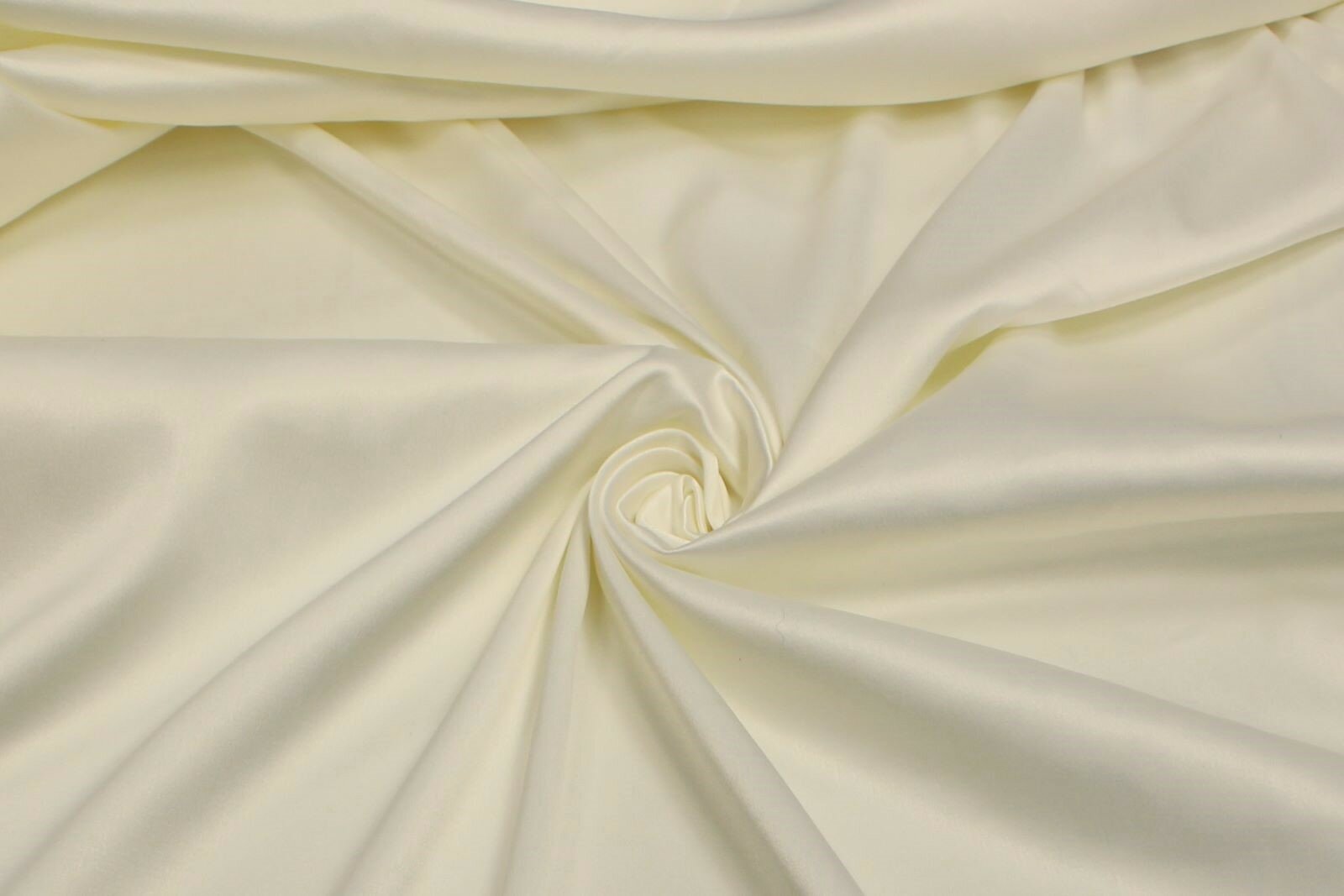 Ткань Атлас стрейч костюмный молочный сливочный, ш144см, 0,5 м