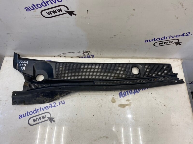 Б/У решетка, жабо под дворники Mitsubishi Lancer Cedia 2001 CS2A 4G15 Прав. 27159 MITSUBISHI арт. mb893069